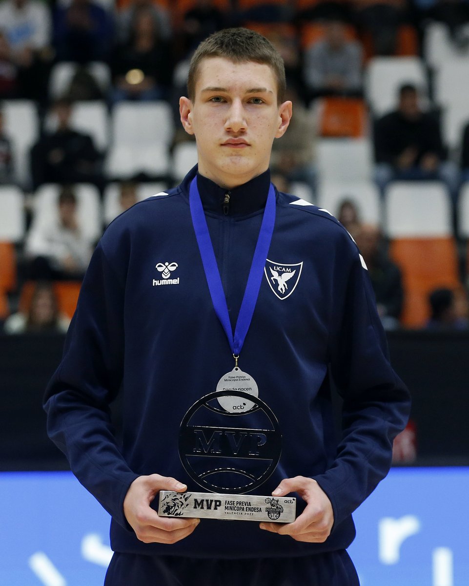13-ročný basketbalista Matúš Rybár z Prievidze sa stal španielskou ...